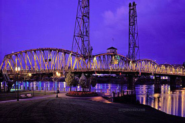 Hawthorne Bridge
